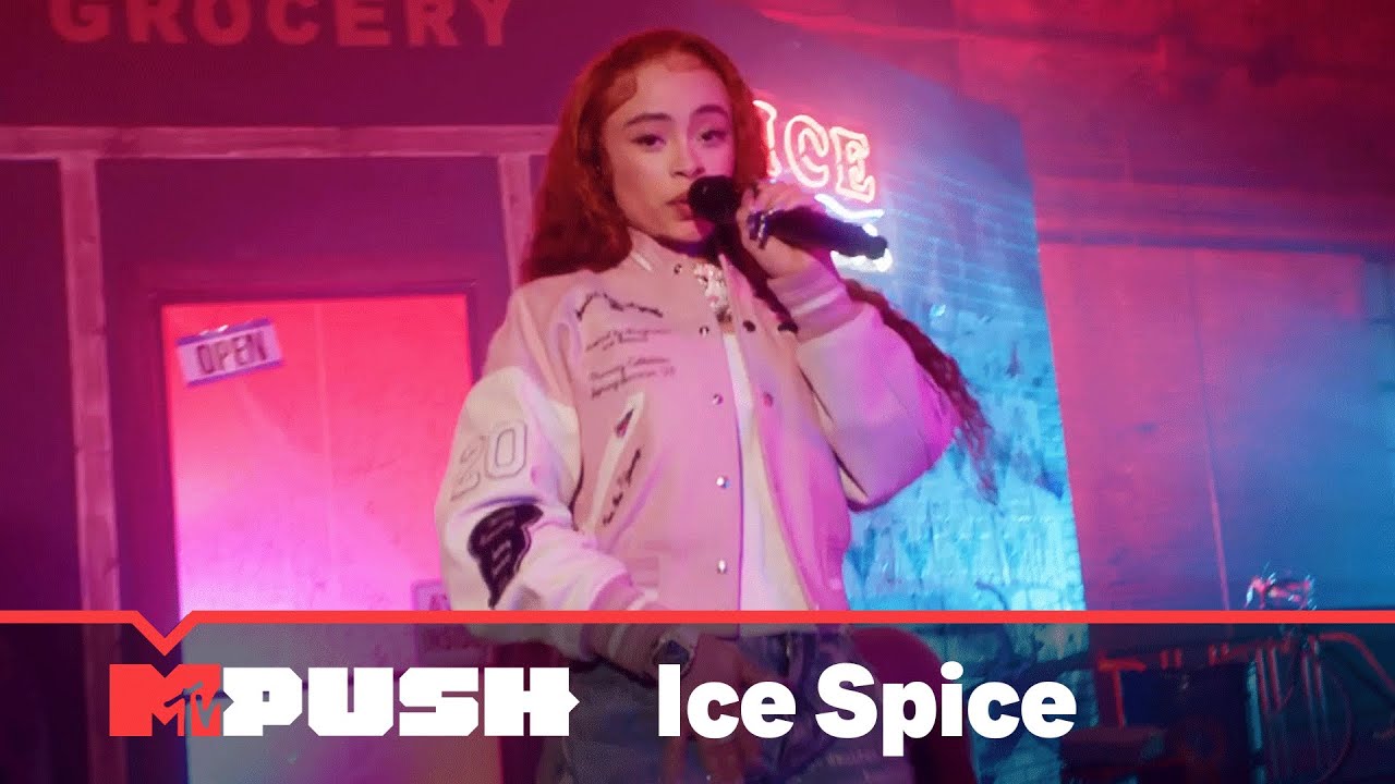 Anya Taylor-Joy and Tyler West Sing ‘Take On Me’ - The Global Herald