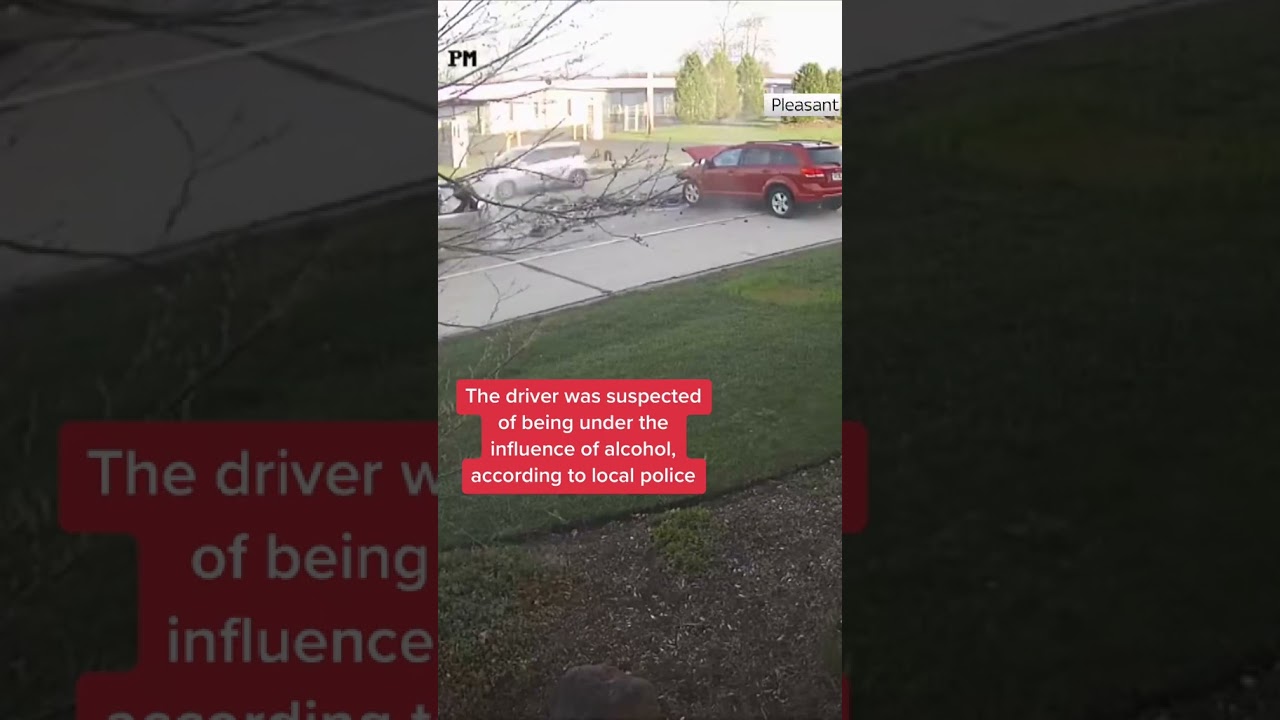 Watch moment wrong-way driver crashes into car, injuring four - The ...