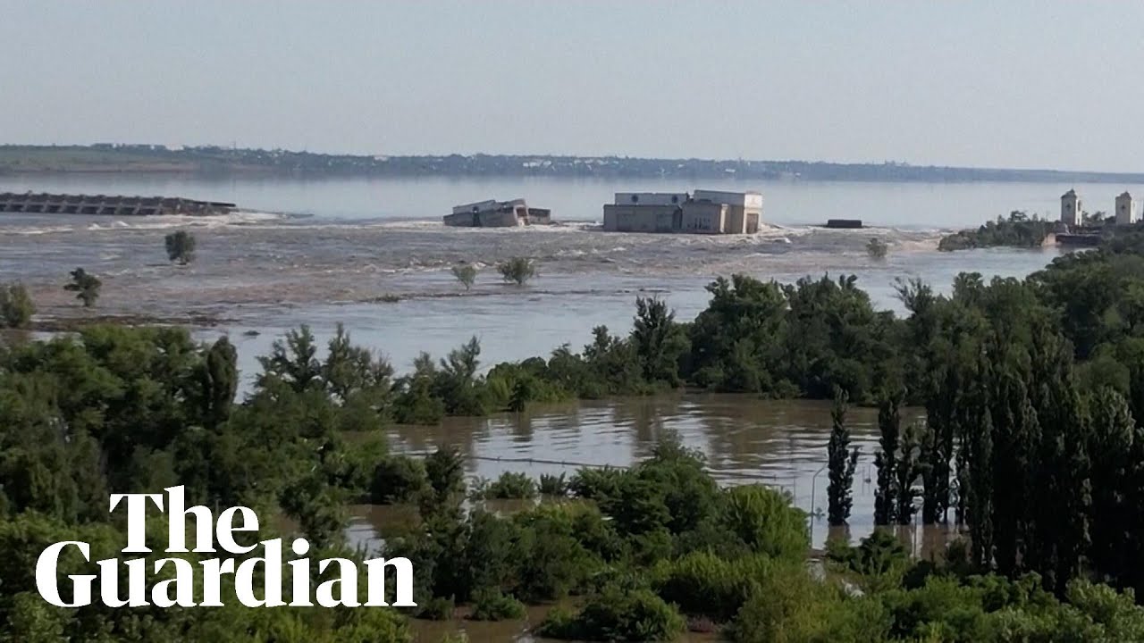 Ukraine: rescues carried out and houses submerged in water after major ...