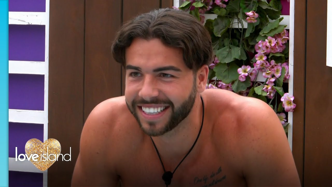 Sammy enters the Villa and singles out three girls... | Love Island ...