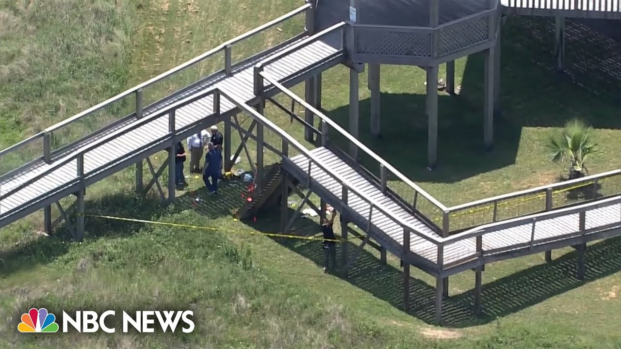 Beach walkway collapses leaving 20 injured in Texas - The Global Herald