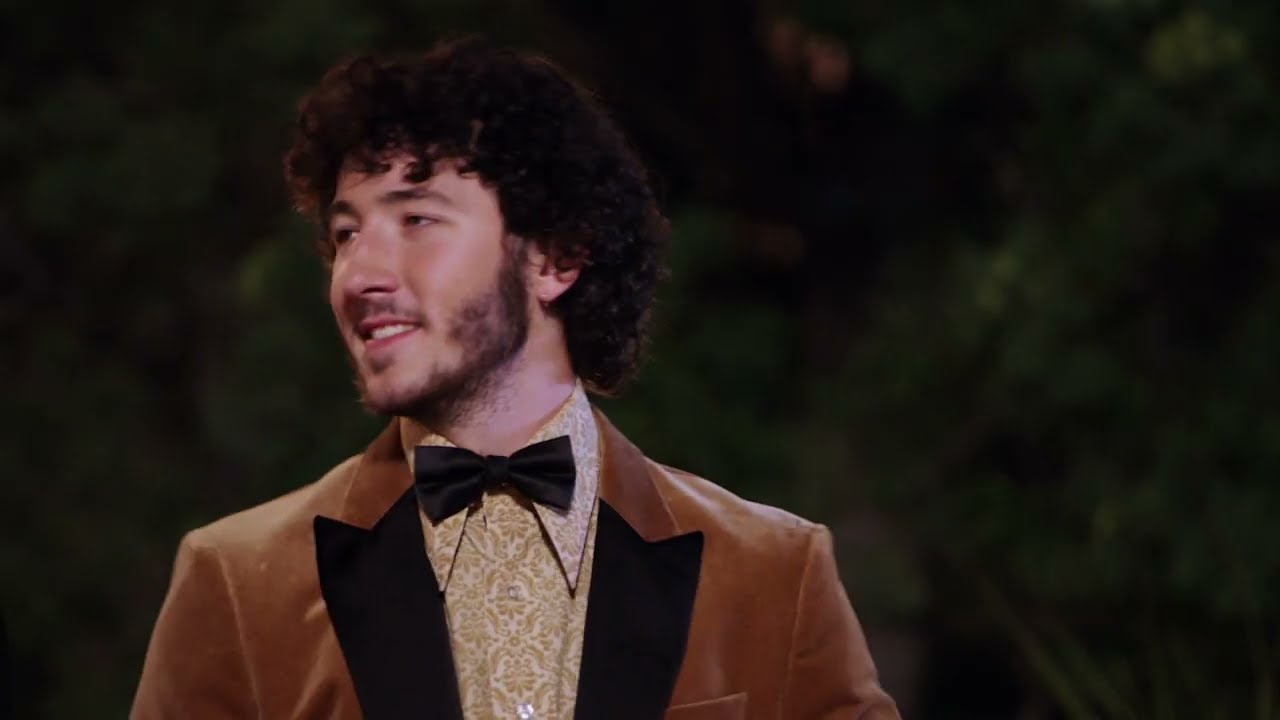 Sneak Peek: Kevin and Franklin Jonas Kick Off Season 2 - Claim to Fame ...