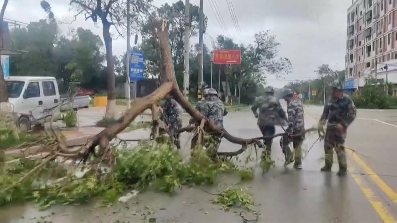 Chinese armed forces join rescue, relief in typhoon-hit cities - The ...