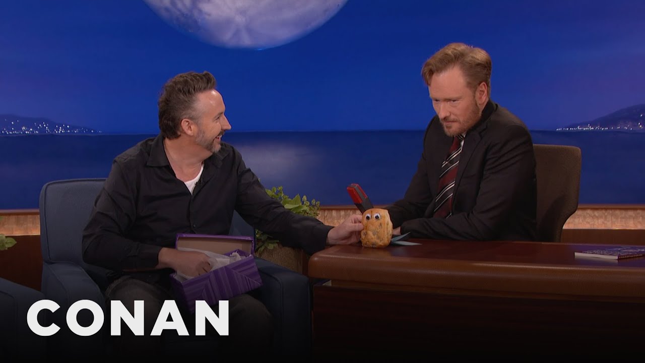 Harland Williams Gives Conan A Magic Onion Bun | CONAN on TBS - The ...
