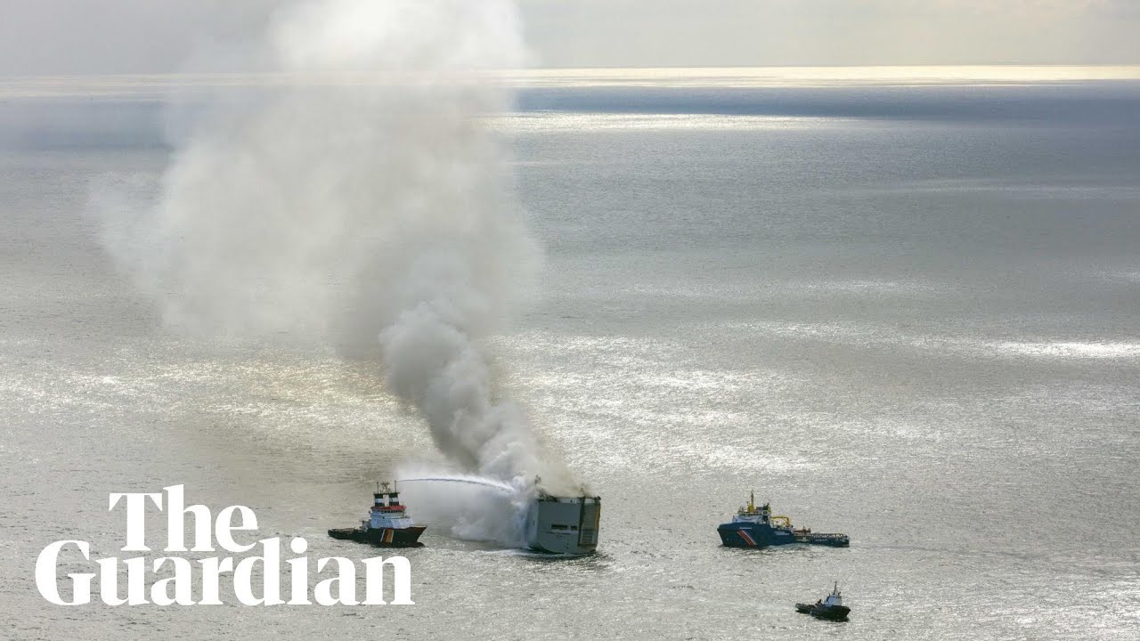 Cargo ship carrying 3,000 vehicles continues to burn off Dutch coast ...