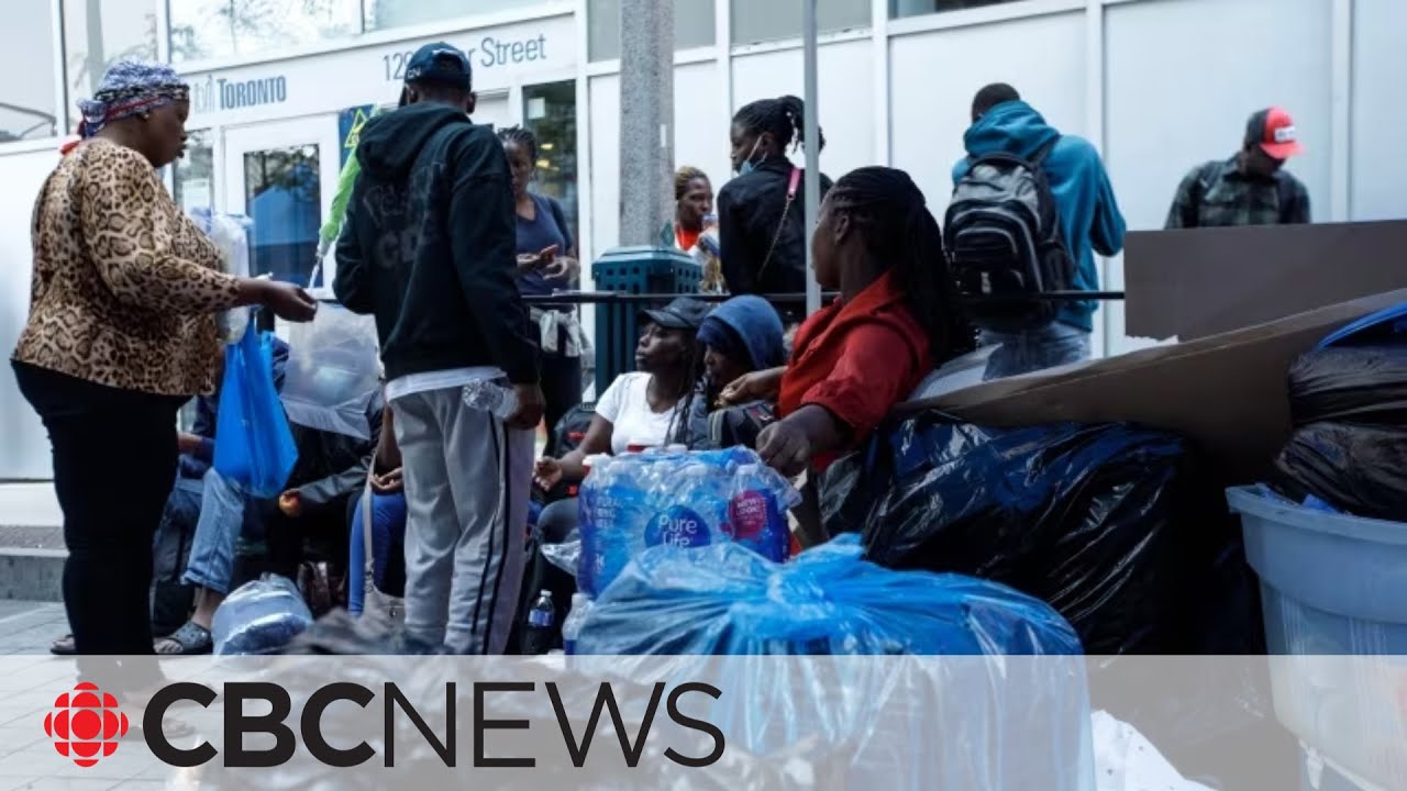 Toronto volunteers find shelter for asylum seekers forced to camp on ...