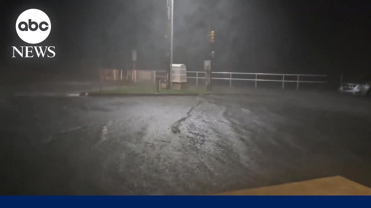 Cedar Key takes direct hit from Hurricane Idalia | ABCNL - The Global ...