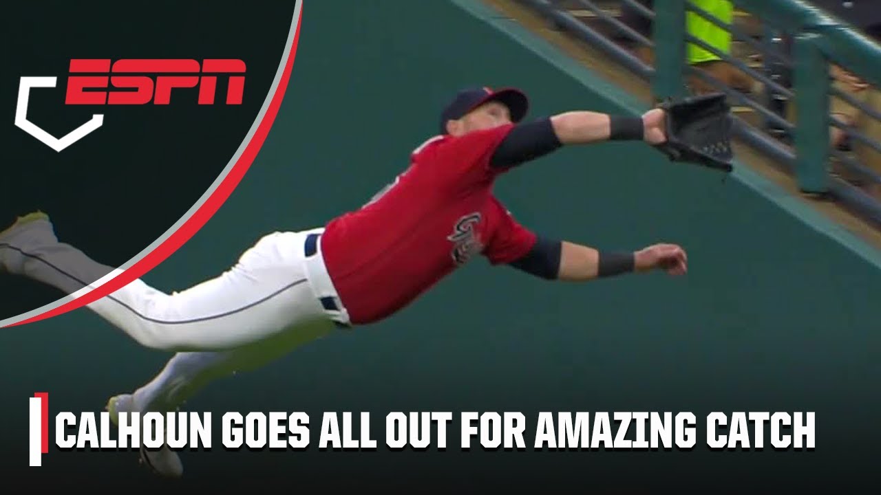 Kole Calhoun makes incredible Superman catch in right field | MLB on ...