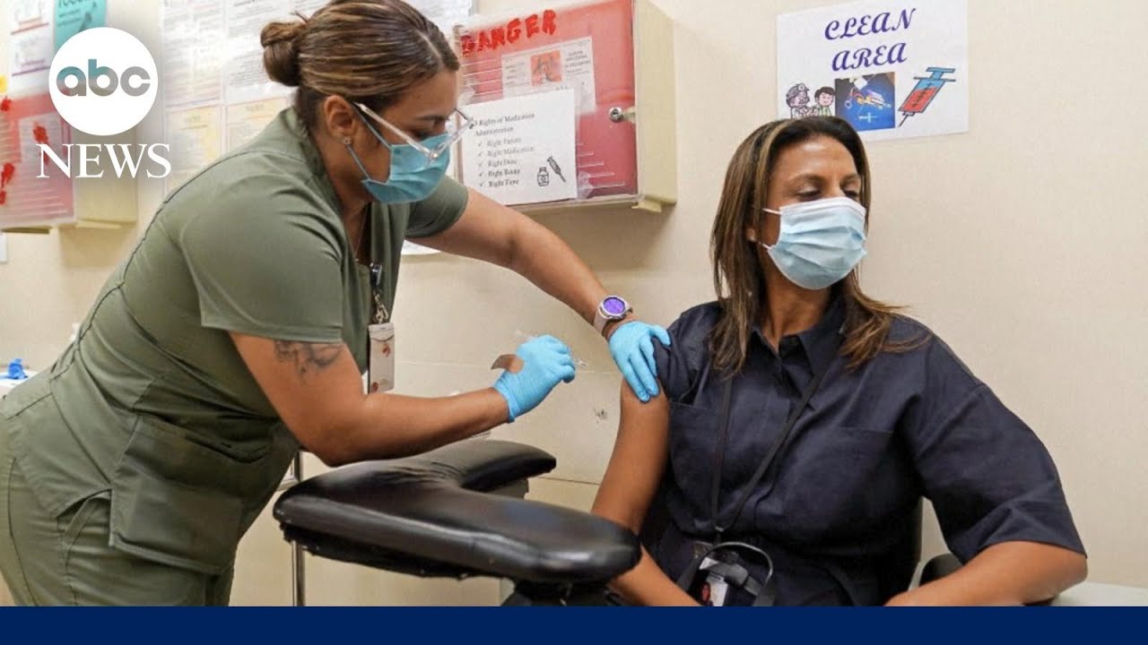 New data from the CDC shows COVID hospitalizations are on the rise ...