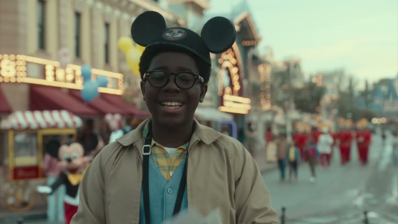 The Cast of the Wonder Years Talks Season 2 Disneyland Finale - The ...