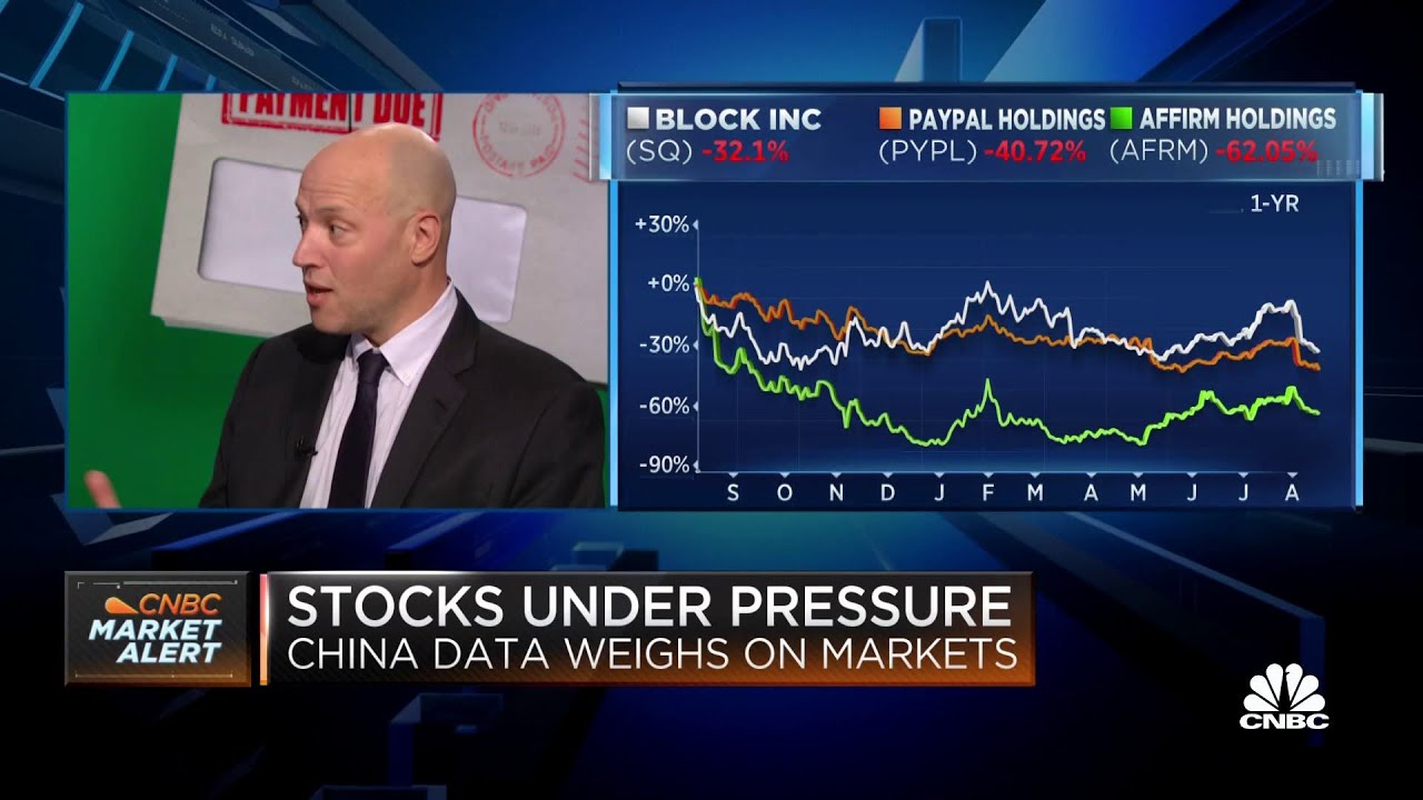 Borrowers with student loans average higher incomes, says Mizuho's Dan ...