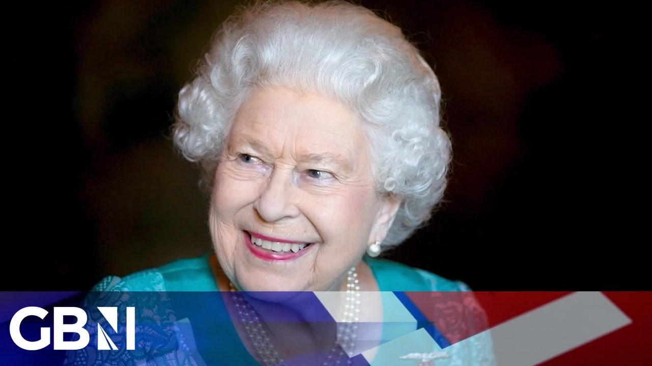 The Iconic Colour Coordination of Queen Elizabeth II - The Global Herald