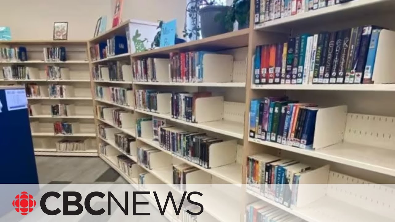 Bookshelves emptied after Ontario school board's library 'weeding ...