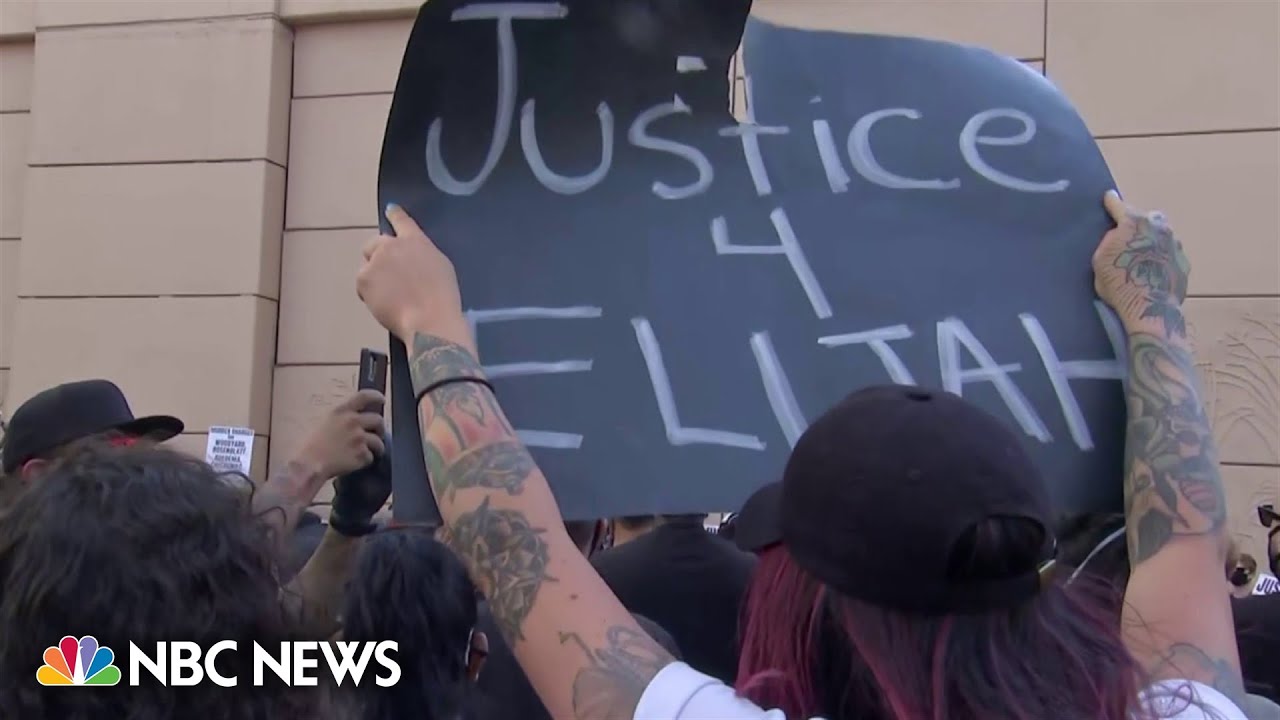 Two officers charged in the death of Elijah McClain plead not guilty ...