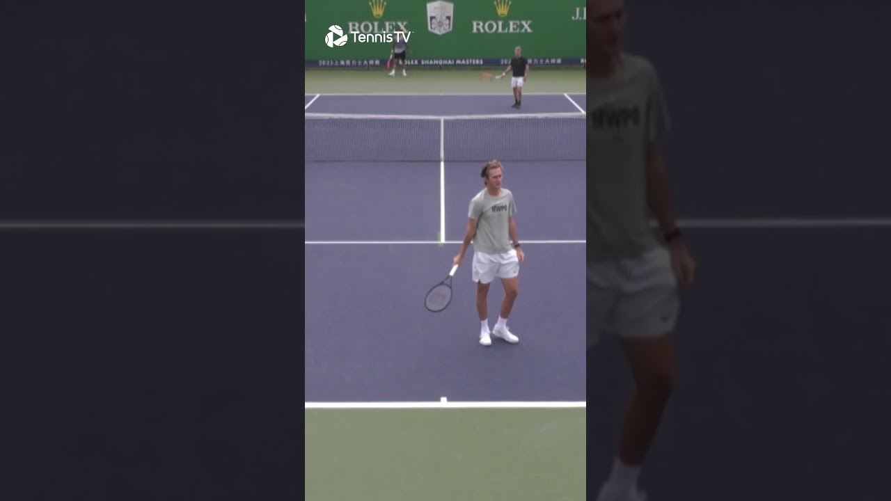 The Greatest Racket Catch Of All Time? - The Global Herald
