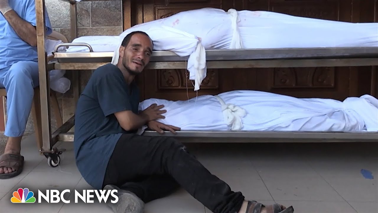 Scenes of grief and anguish as family members mourn at a Khan Younis ...