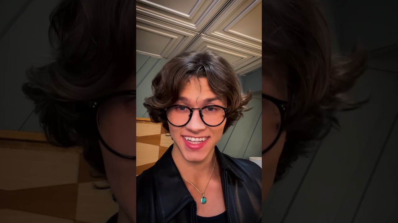 Oh, we love it when #DavidKushner makes his late night TV debut. #FallonTonight #Daylight - The ...