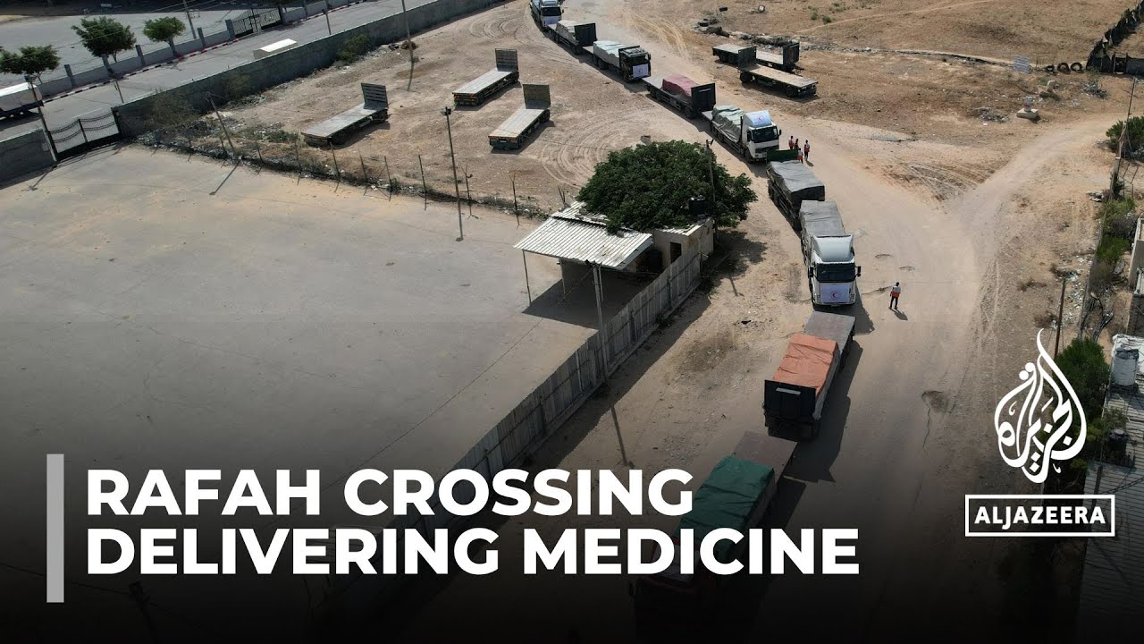 Rafah crossing into Gaza: Red crescent delivering medicine and food ...