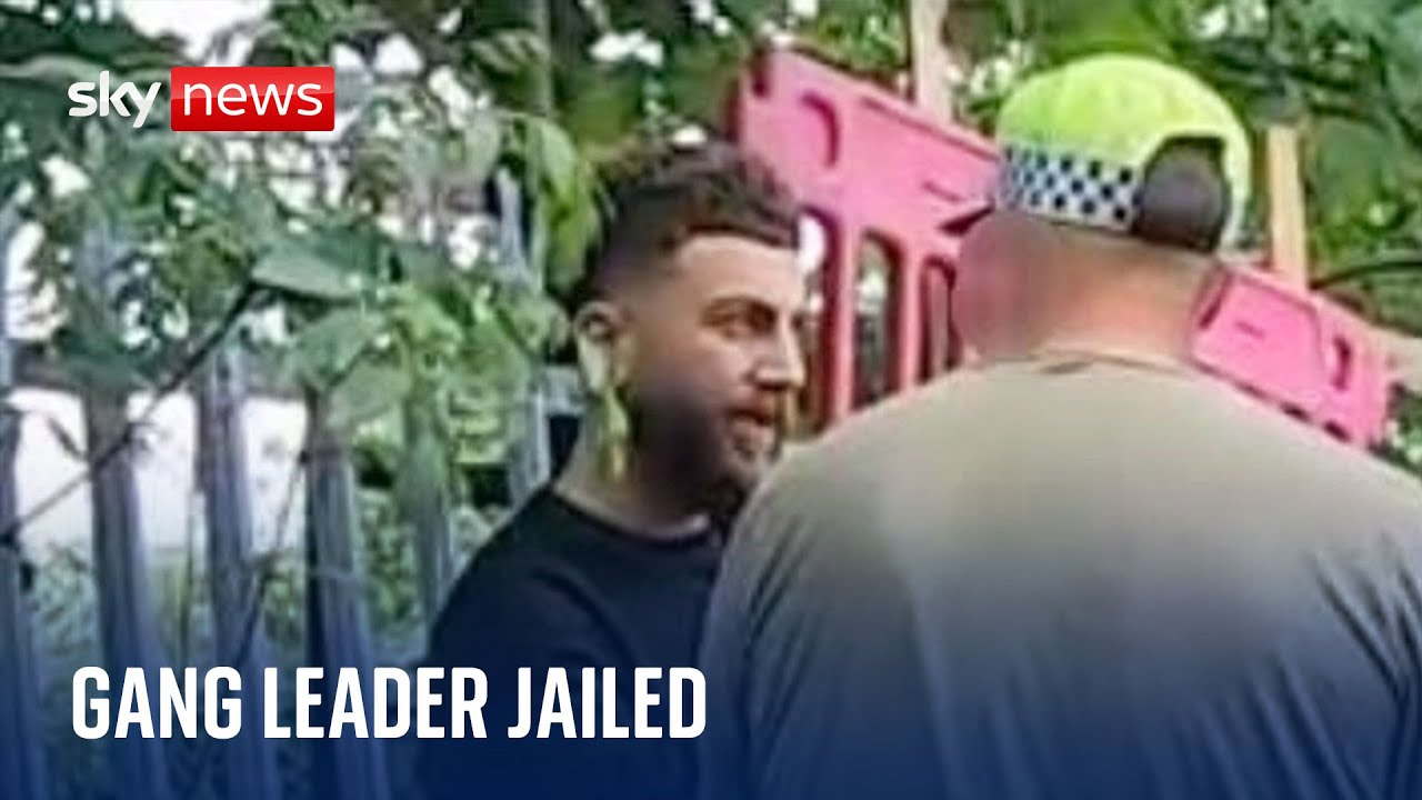 Gang leader who smuggled up to 10,000 migrants across Channel jailed ...