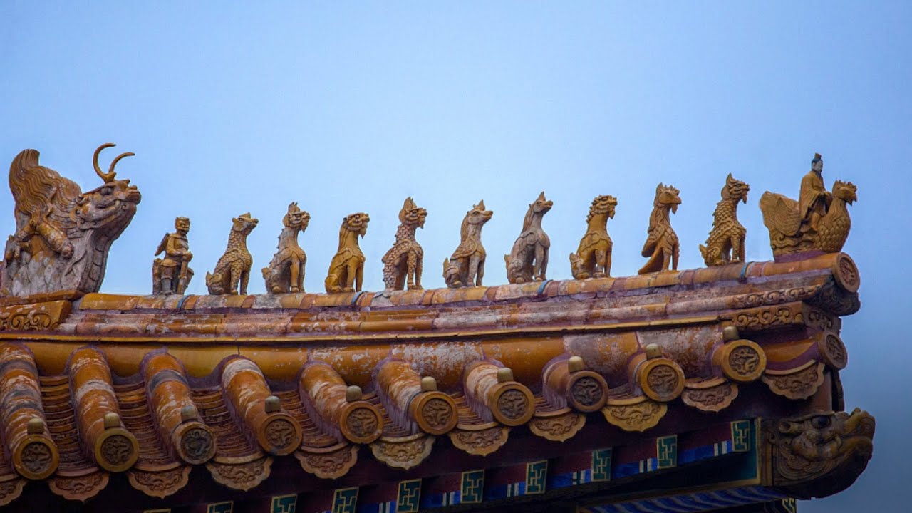 A glimpse at the rooftops in traditional Chinese architecture - The ...