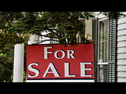 Existing home sales fall to the lowest level since 2010 in October: NAR ...