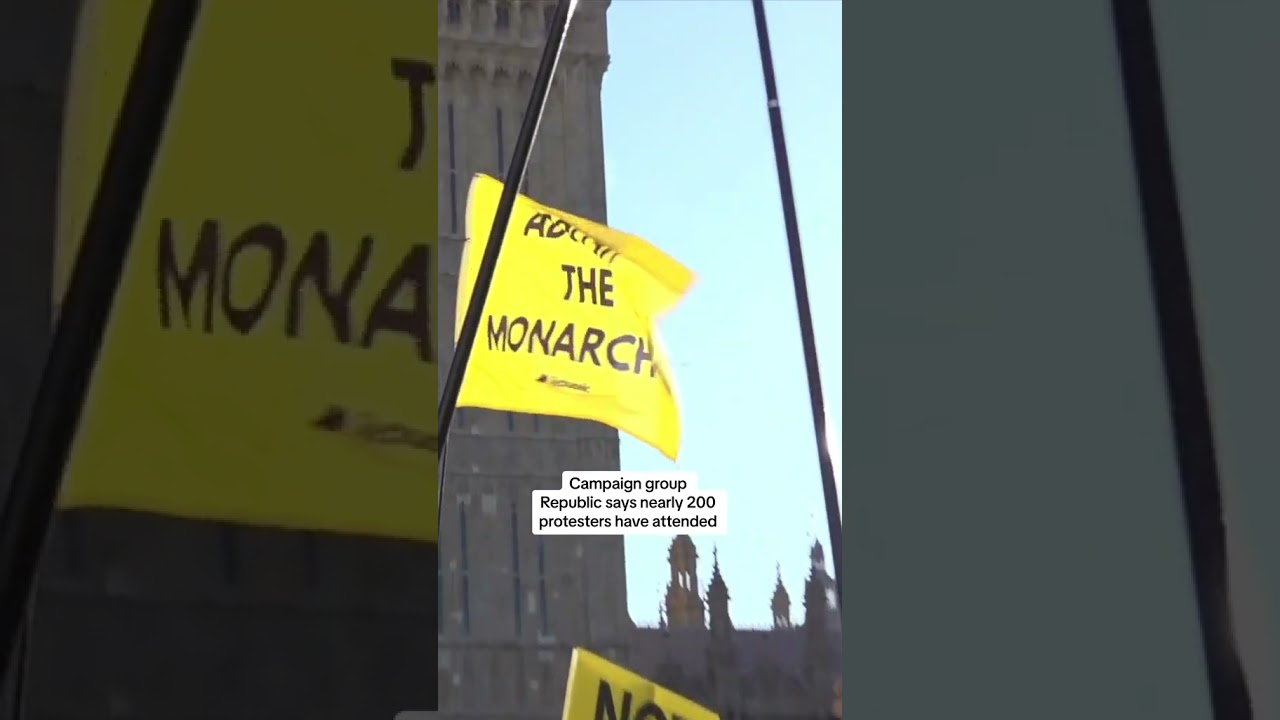 Anti-monarchy protesters outside parliament for King's speech - The ...
