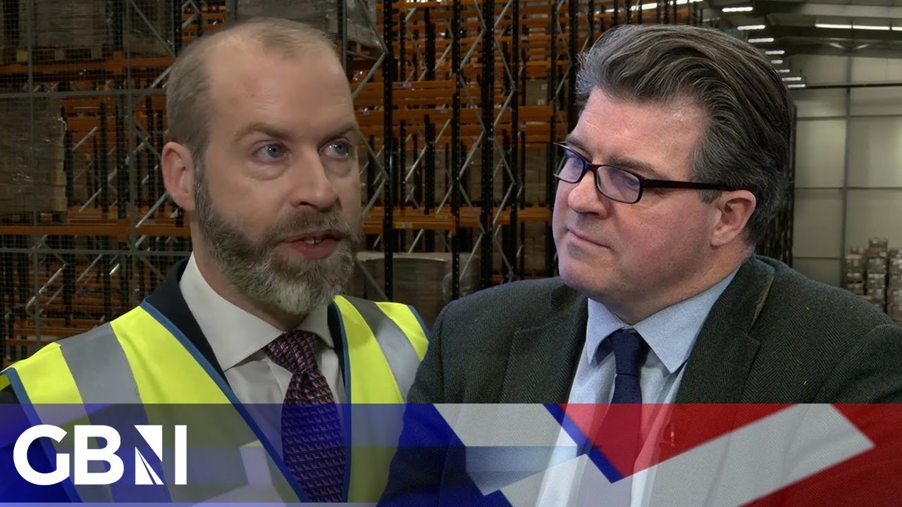 Labour meets small business as fears grow Starmer will take Britain ...