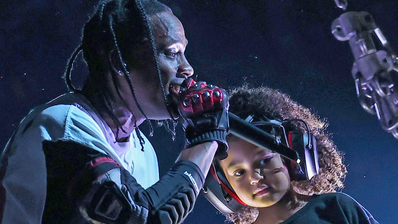Stormi Webster Joins Dad Travis Scott ON STAGE During LA Tour Stop ...