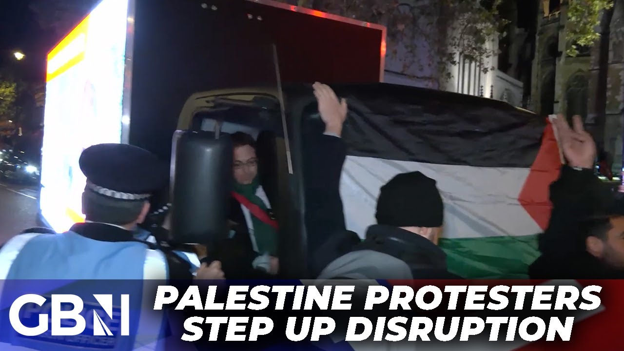 Exclusive: Pro-Palestine protesters BLOCK a van showing images of ...