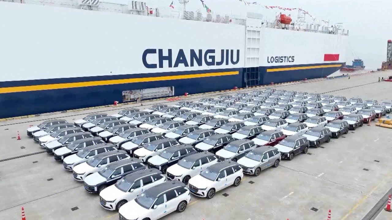 China's first giant 'ro-ro' ship begins maiden voyage - The Global Herald