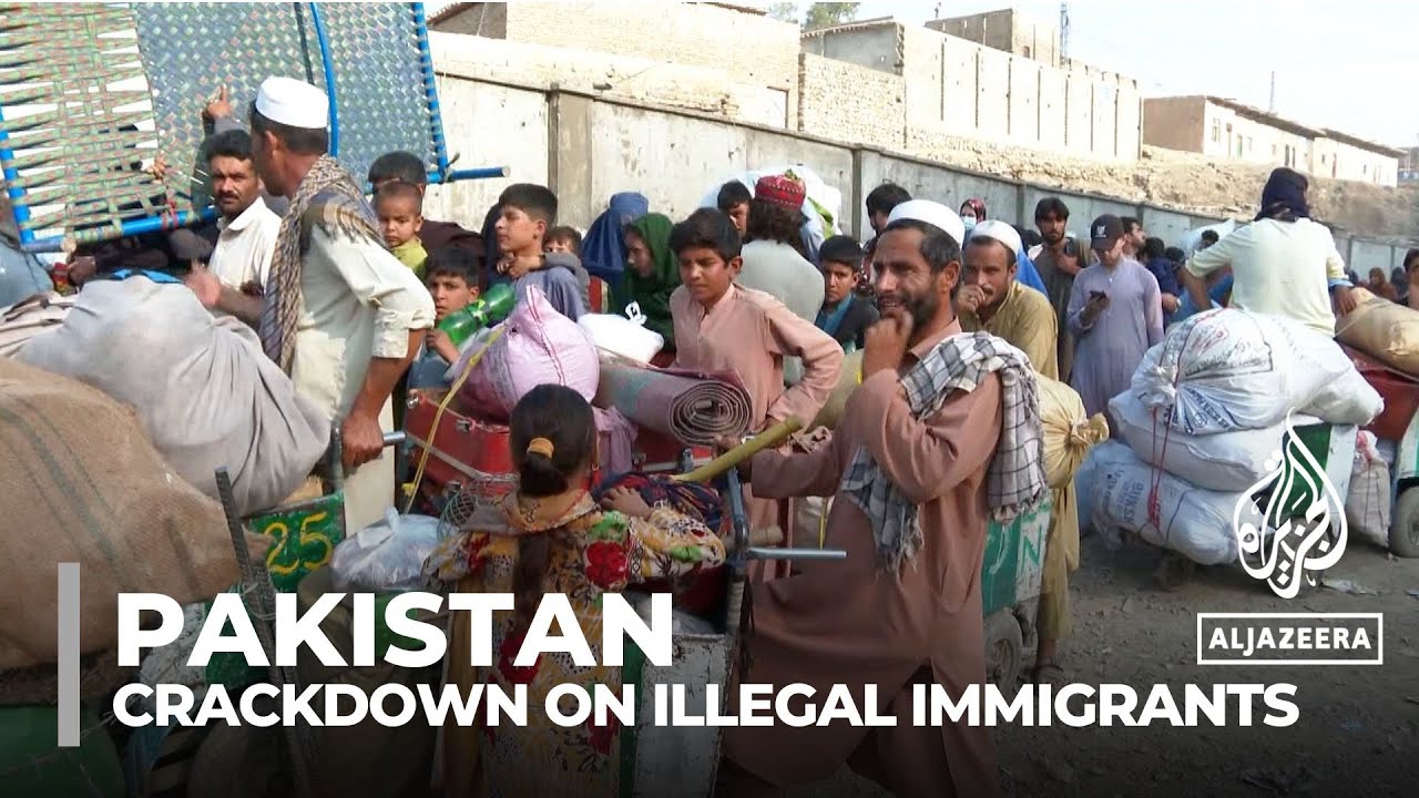 Pakistan migrant crackdown: Thousands of undocumented Afghans return ...