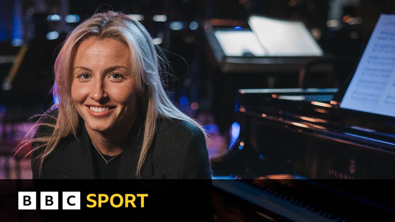 Can Leah Williamson perform piano with a full professional orchestra? | BBC Sport - The Global ...