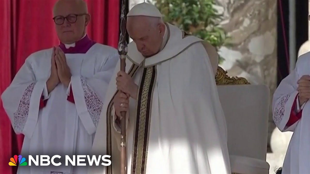 Pope Francis Gives Catholic Priests Permission To Bless Same Sex 2858