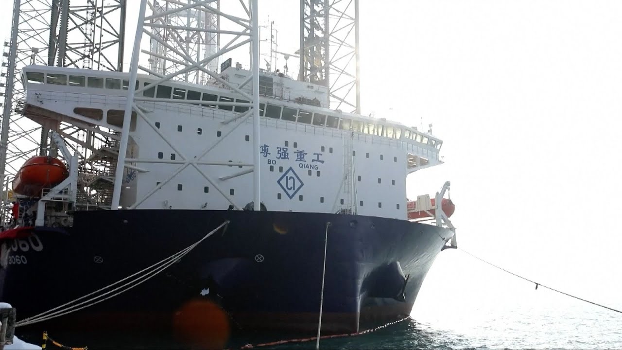 China's new offshore wind power installation ship starts trial voyage ...
