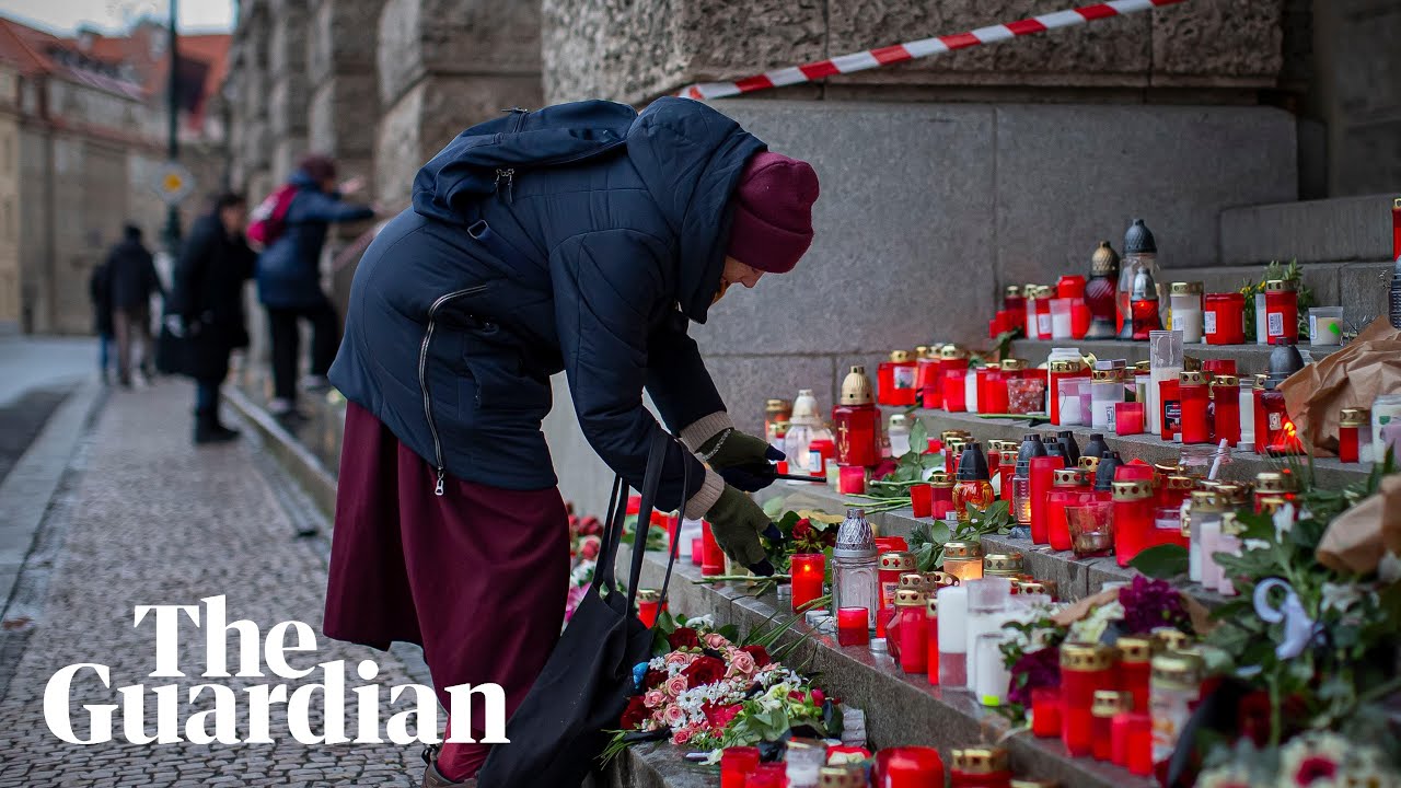 Czech students lay thousands of candles in national day of mourning ...