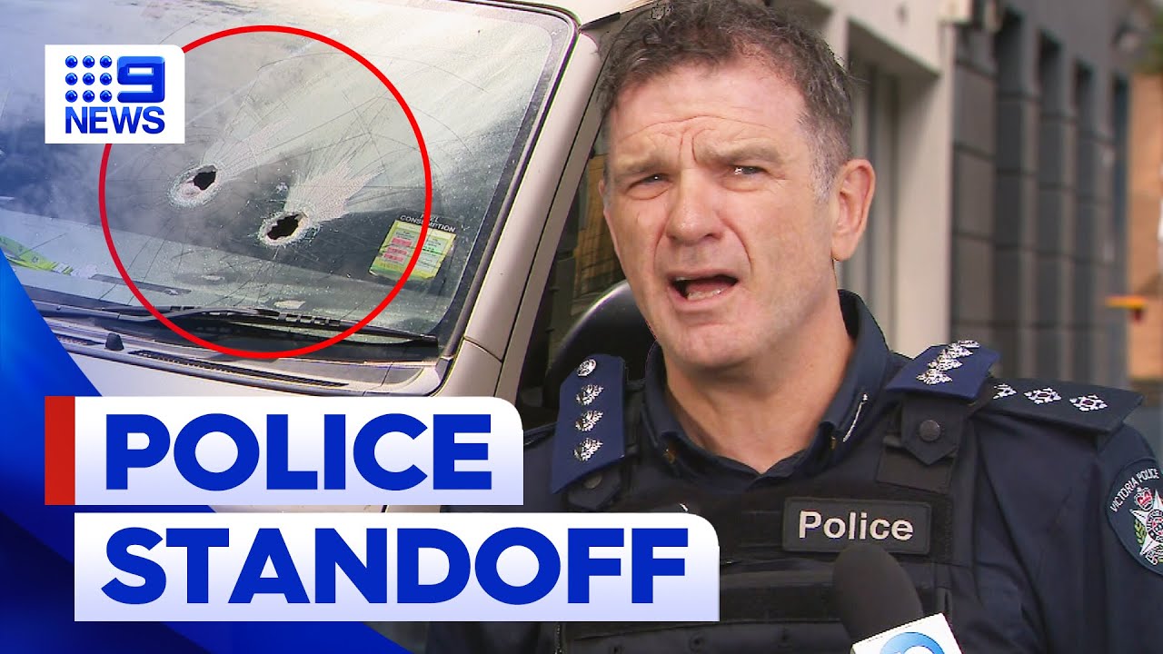 Man in custody after Melbourne's Chapel Street shut down in police standoff | 9 News Australia ...