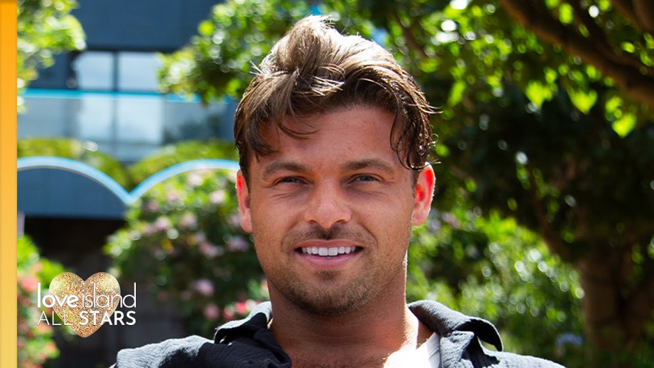 Jake leaves the Villa and enters the chat | Love Island All Stars - The ...