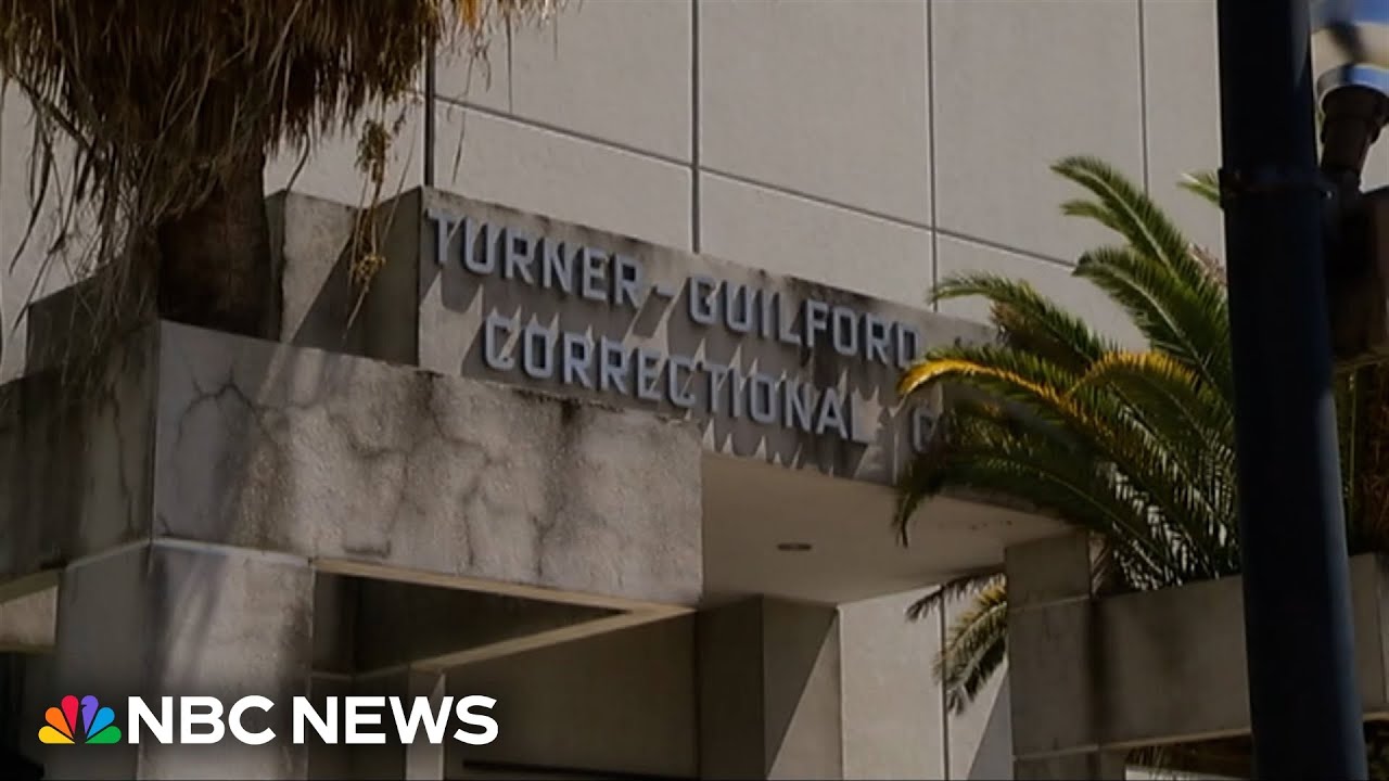 Probe demanded after Miami jail inmate says she's 4 months pregnant ...