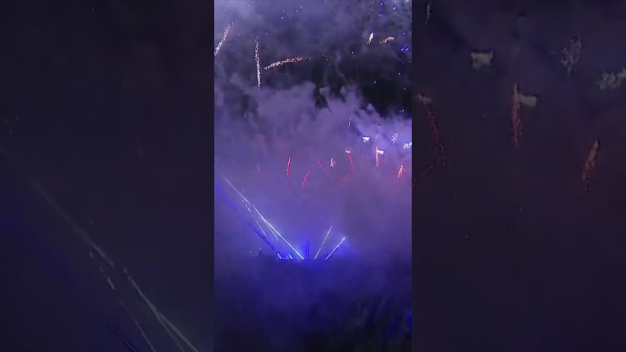 Hogmanay fireworks above Edinburgh Castle - The Global Herald