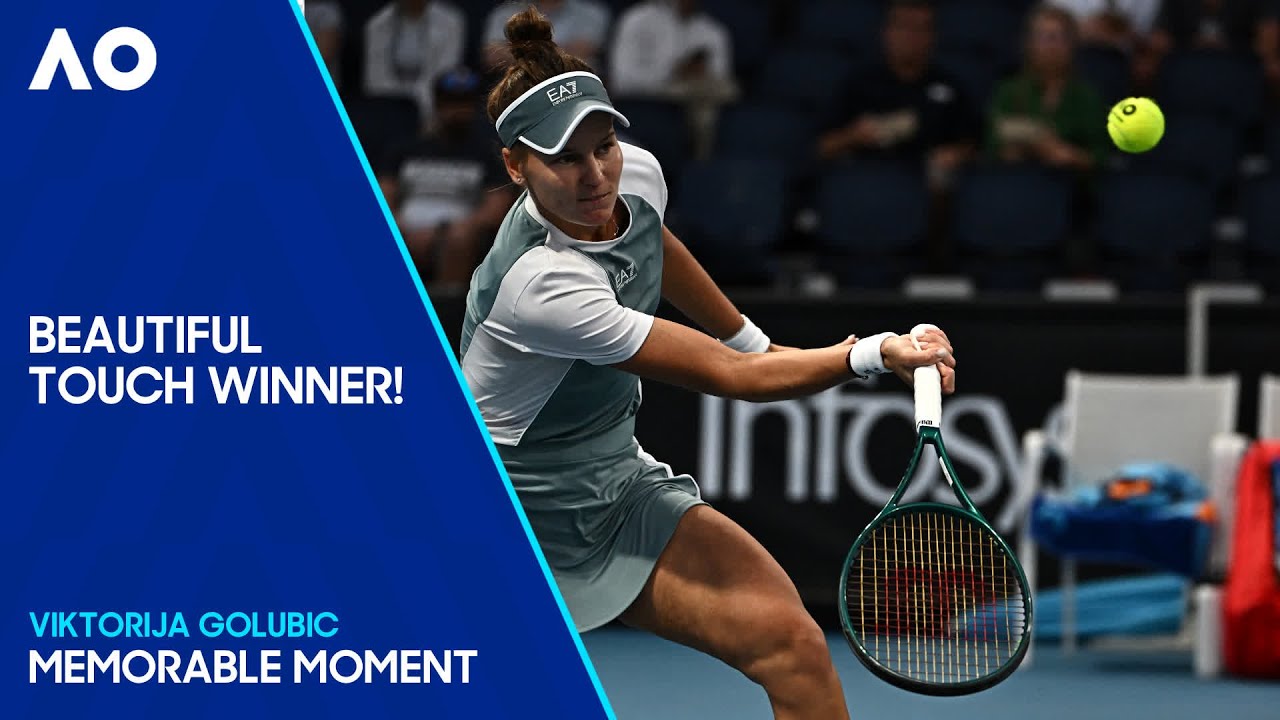 Incredible Touch at the End of a Brilliant Point! | Australian Open ...
