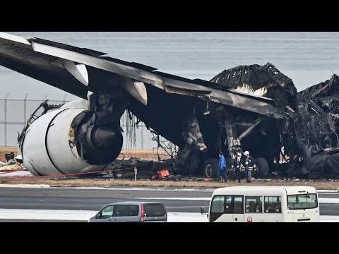 Japan Plane: Flight 516 Was Cleared to Land Before Crash - The Global ...